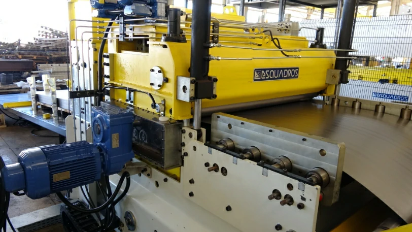 Máquina de corte transversal - Esquadros